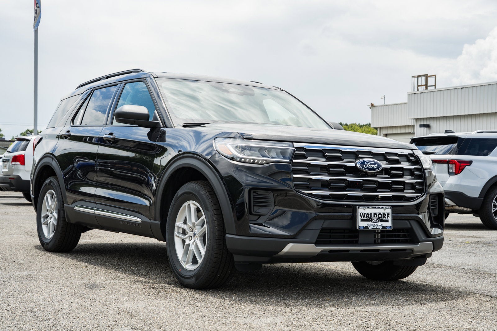 2025 Ford Explorer Active 1FMUK8DH7SGC35155 | Ford Dealership in ...